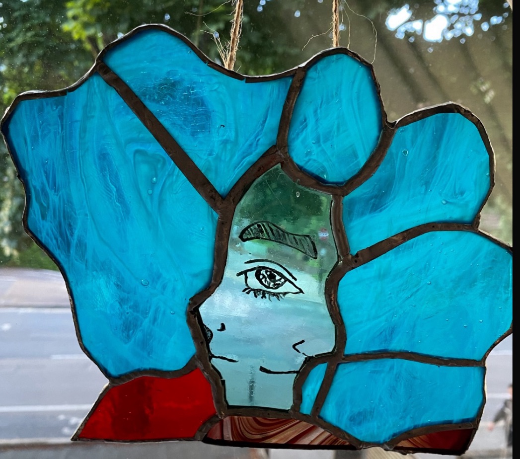 Fractured Presence: The Mask Within – Monika Tkaczyk